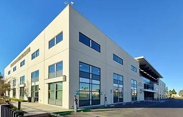 Aluminum Storefront Systems Perfect to Complement any Entrance